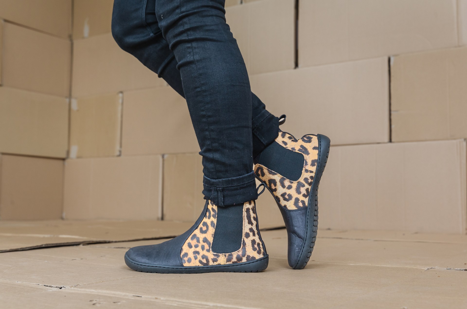 Mukishoes Chelsea Leo